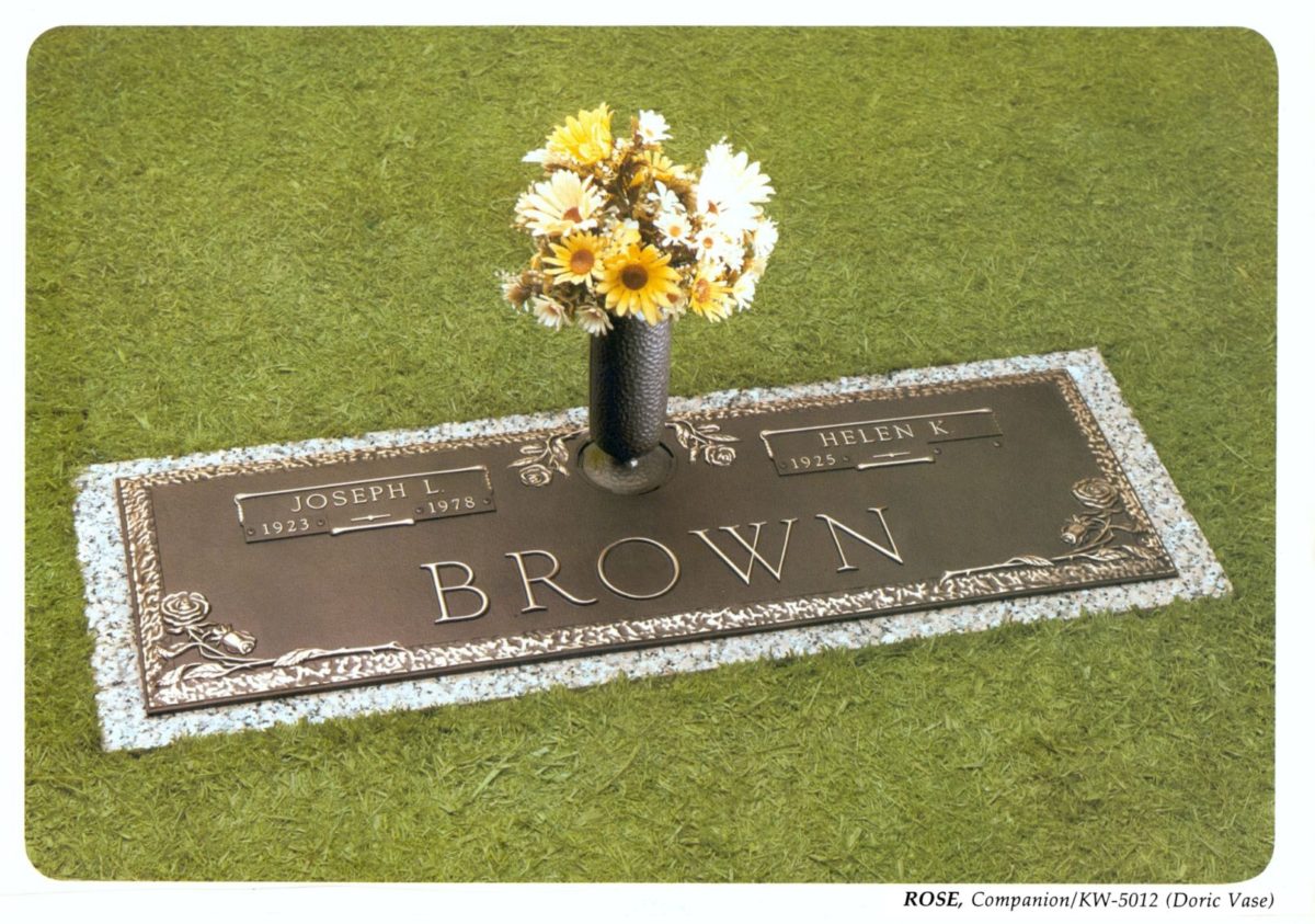 KW5012 Bronze Marker Double – Charlestown Monument Company
